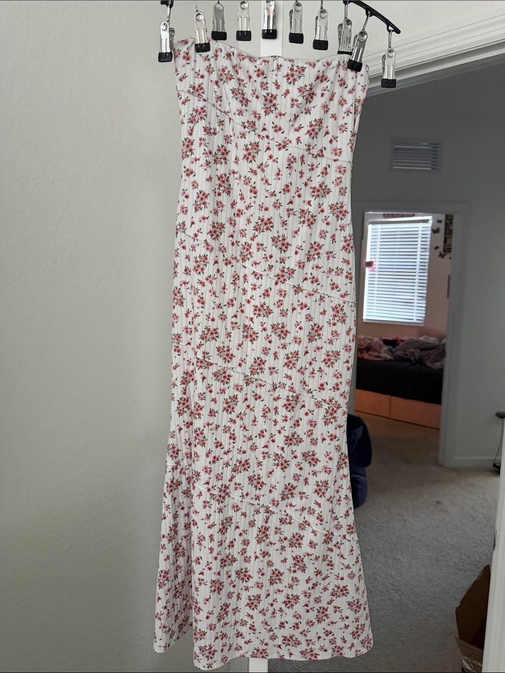 Windsor | Dresses | Windsor Strapless Cream Maxi Dress With Pink Floral ...
